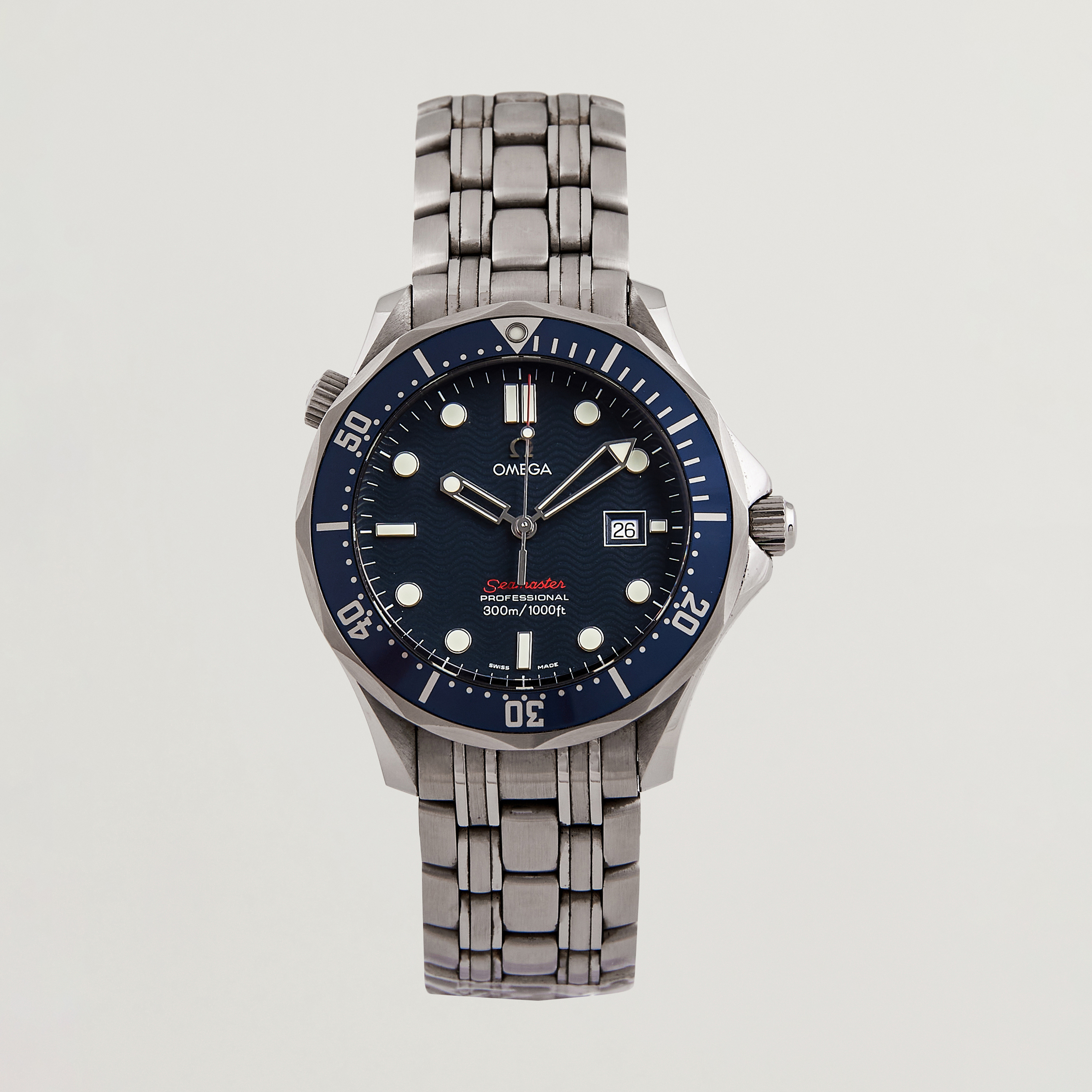 Omega Pre-Owned Seamaster Diver 300M 2221.80.00 Steel Blue | Man - CareOfCa